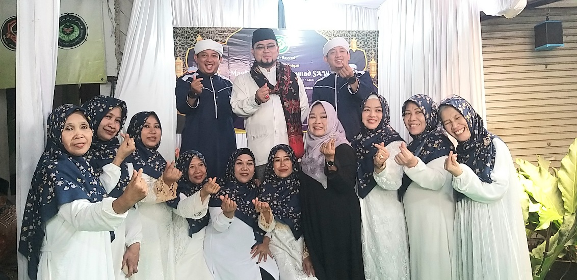 Ustad Kembar Alwi-Adi Bikin Pecah Maulid Nabi Muhammad SAW di Majelis ...